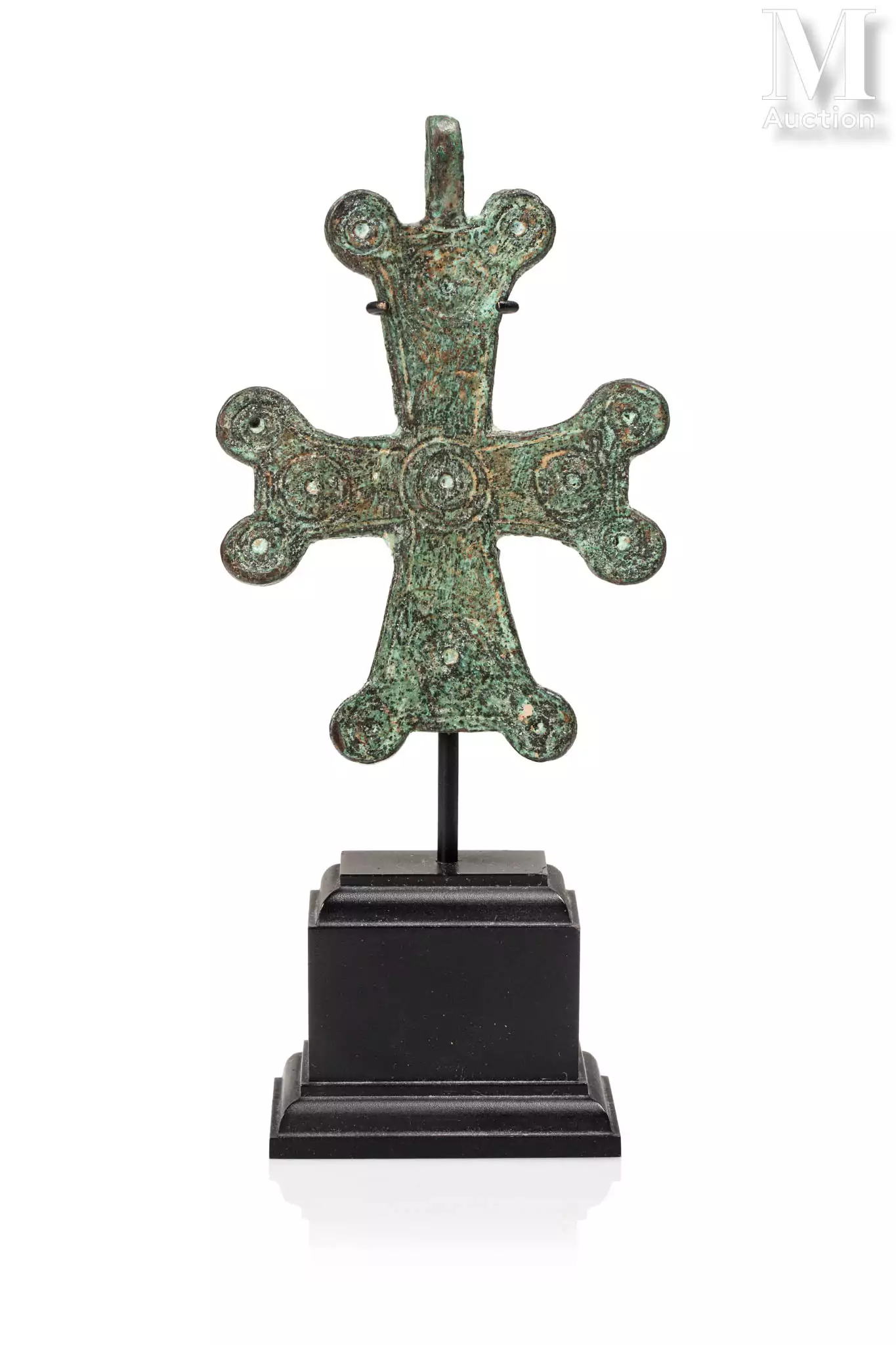 Croix pendentif byzantine en bronze à patine verte - Lot 1 - enchères