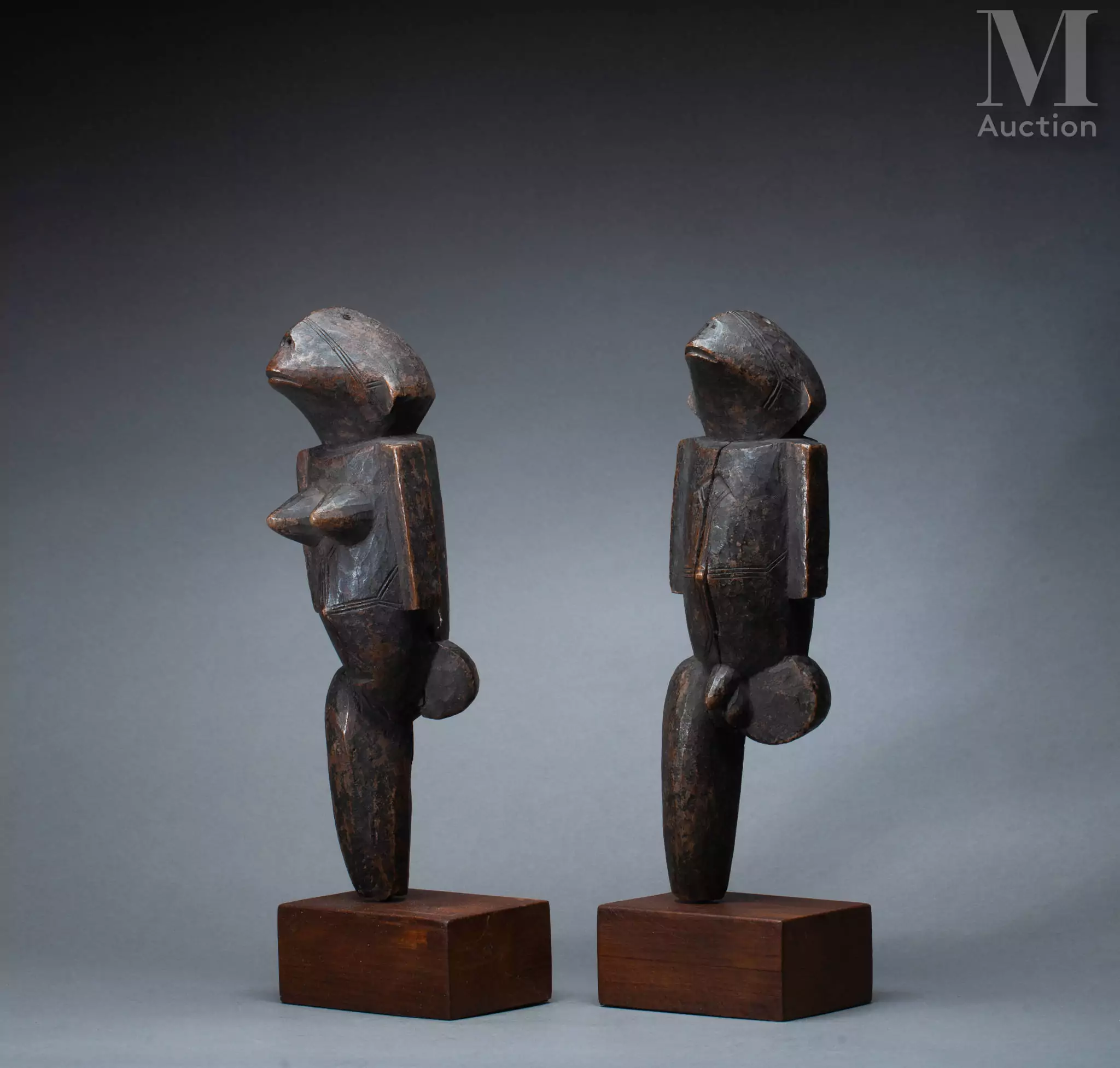Rare paire d’unijambistes masculins-féminins (Jukun) - Lot 52 - enchères